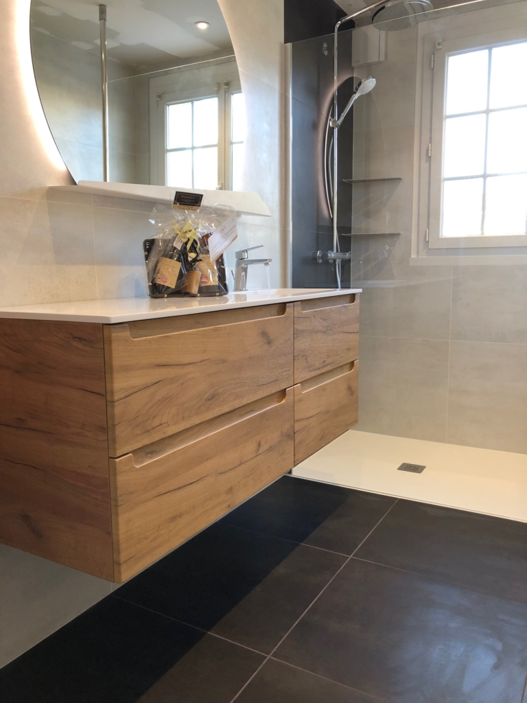 Rénovation d'une Salle de bain complète sur la commune de Lorient - Les ...